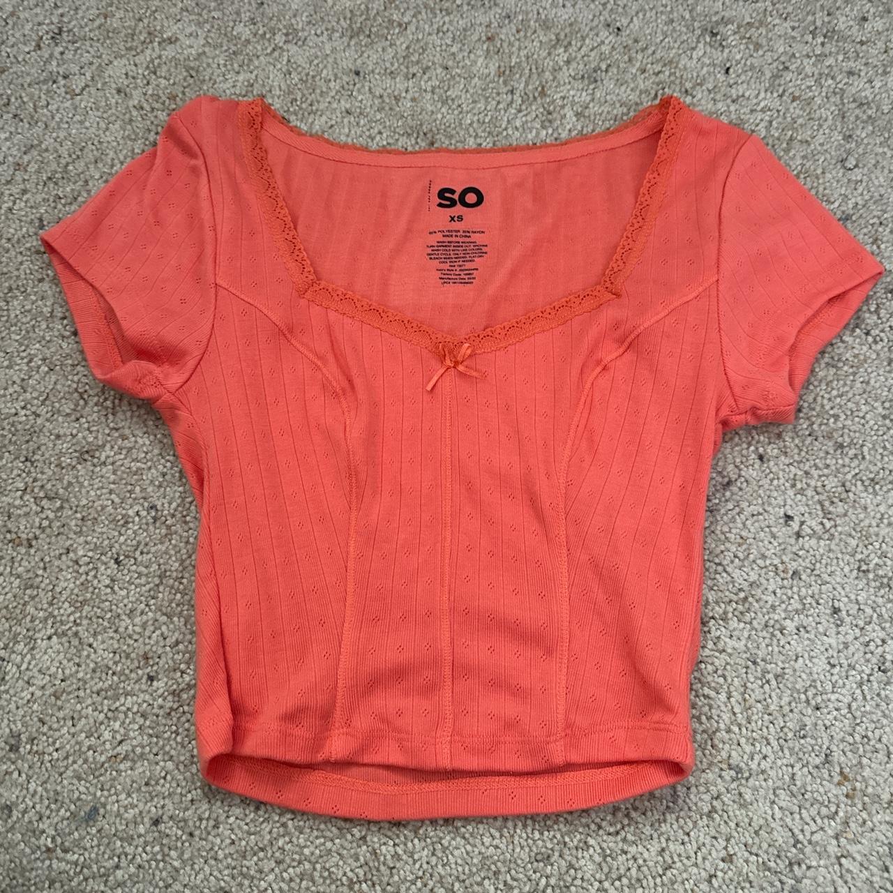 SO Crop Top - Depop