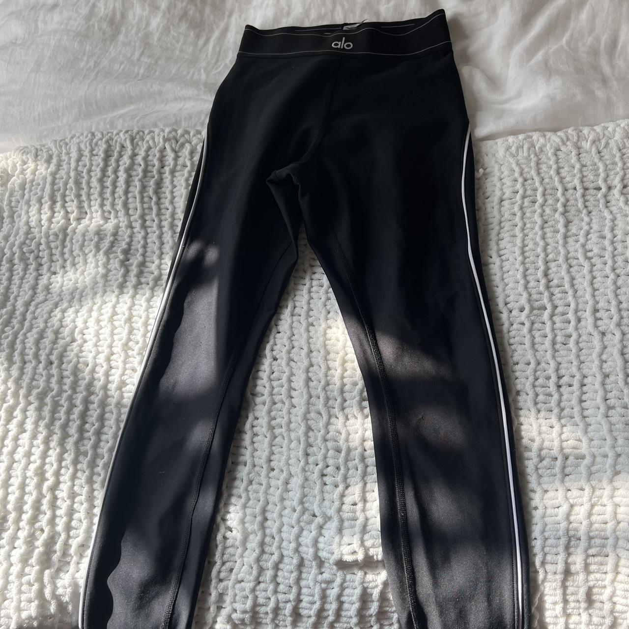 Alo Airlift High Waist Suit up Leggings *Very minor... - Depop