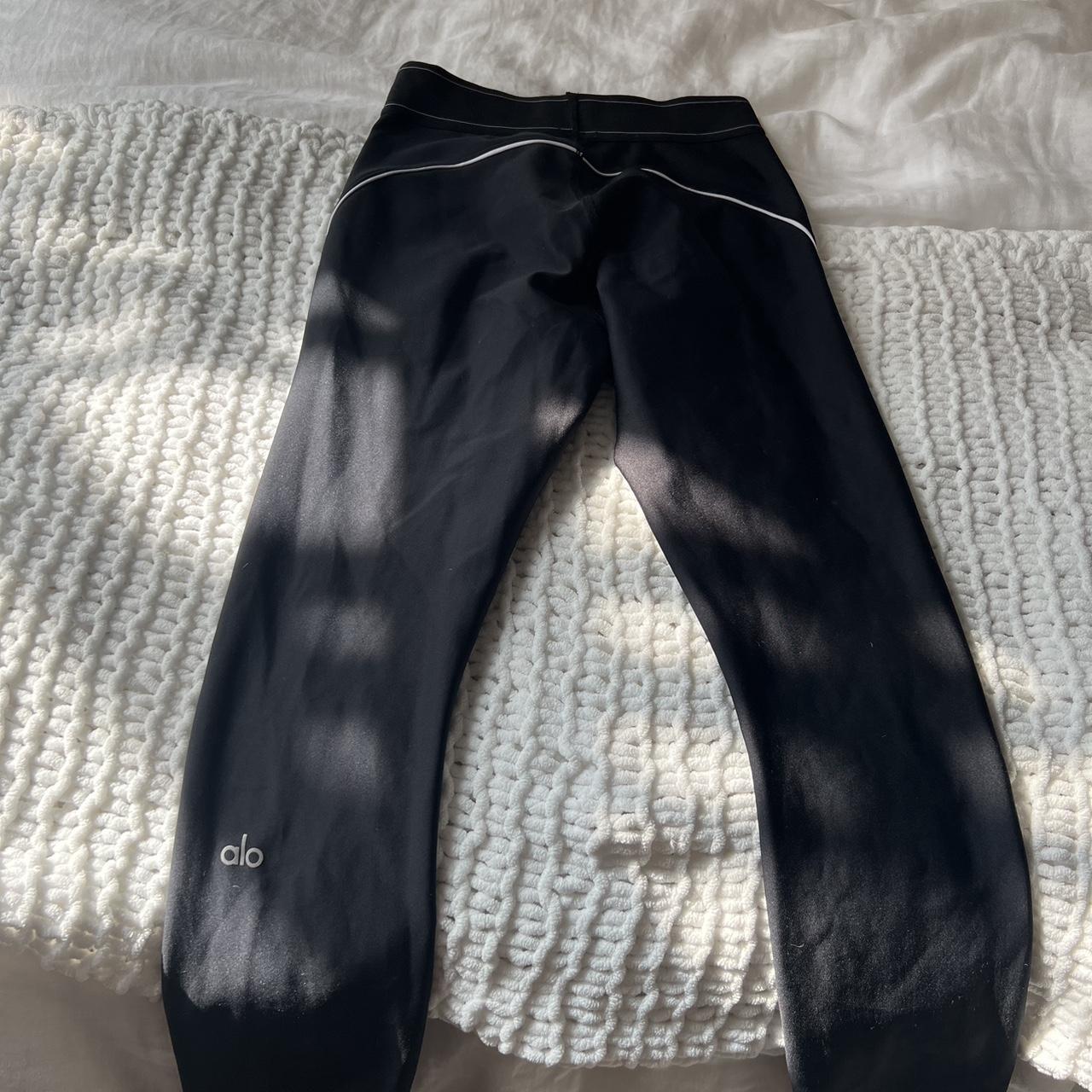 Alo Airlift High Waist Suit up Leggings *Very minor... - Depop