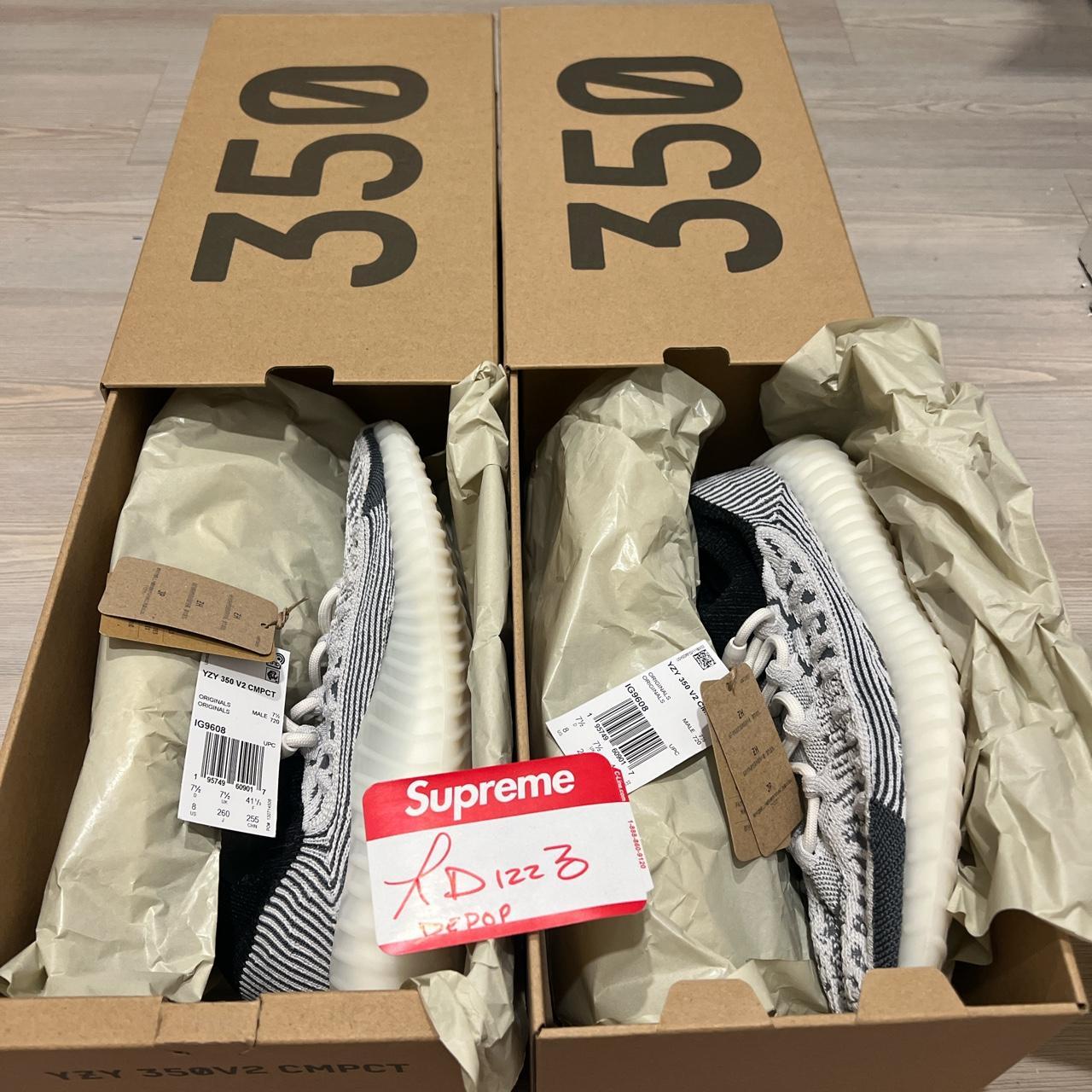 YEEZY 350 V2 KNIT CMPCT SLATE PANDA SIZE 8 (one... - Depop