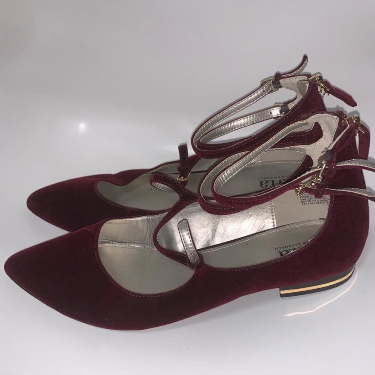 Women's Burgundy Sandals | Depop