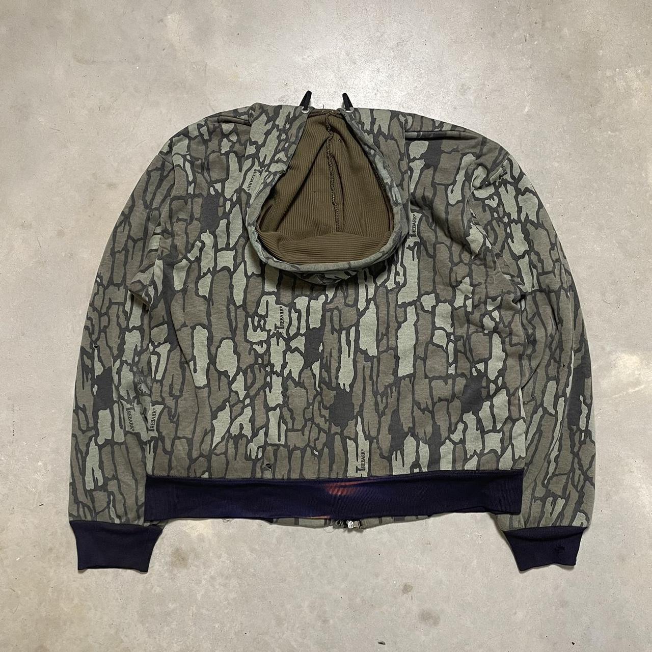 Vintage Realtree Camo Tree Bark Hooded Zip... - Depop