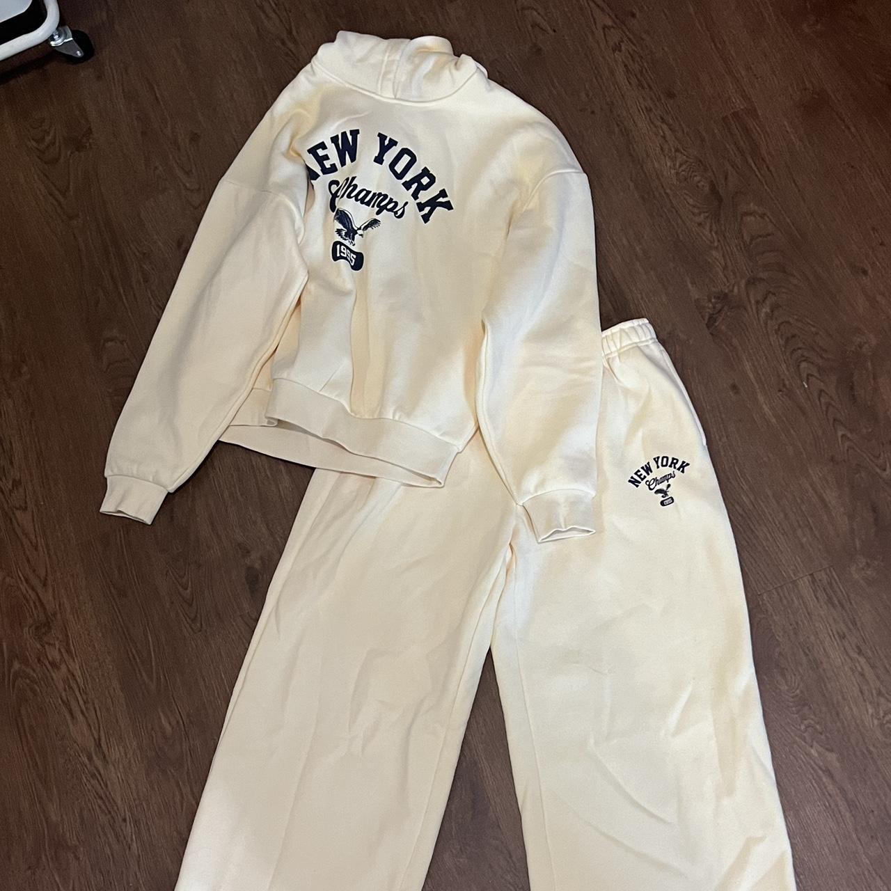 Edikted Lounge Set in size medium. Never worn,... | Depop