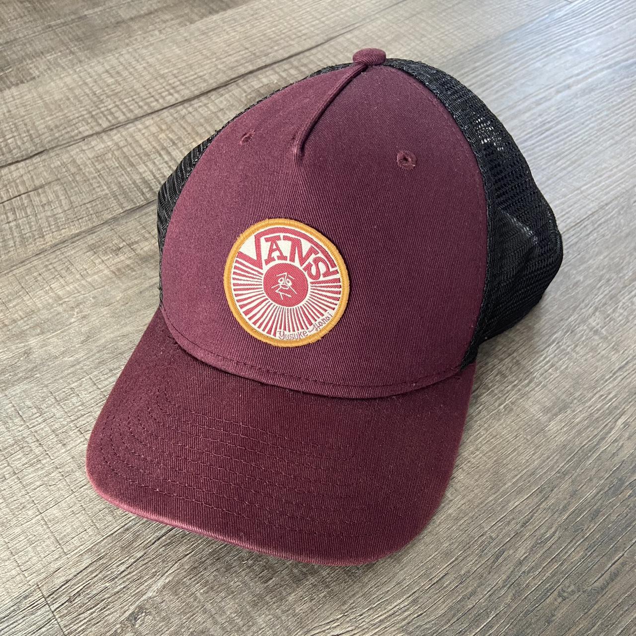 Vans snap back hat. In great condition. #hat #vans... - Depop