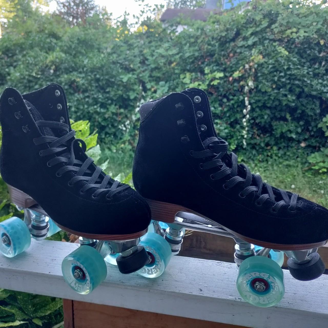 🛼 Moonlight Night Fever Roller Skates SZ 7 (fits... - Depop