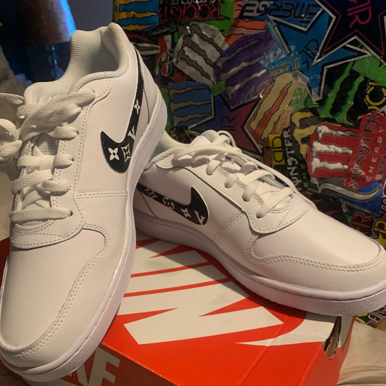 Nike Men's Trainers | Depop