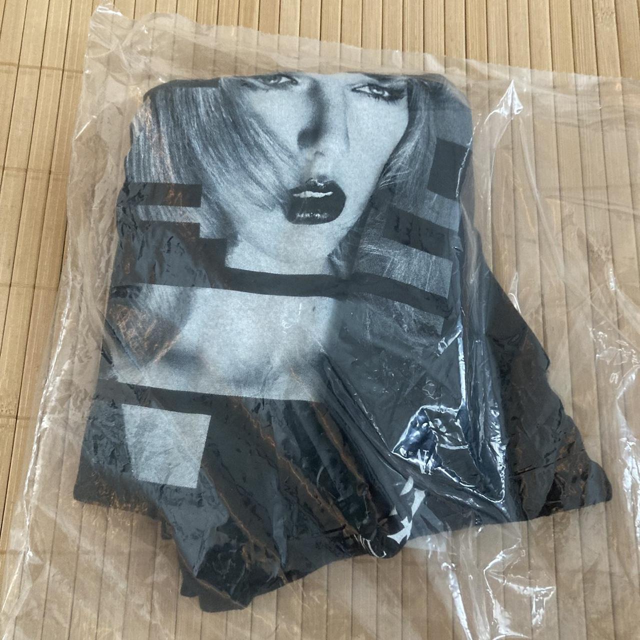 Taylor Swift reputation black tour tee with block... - Depop