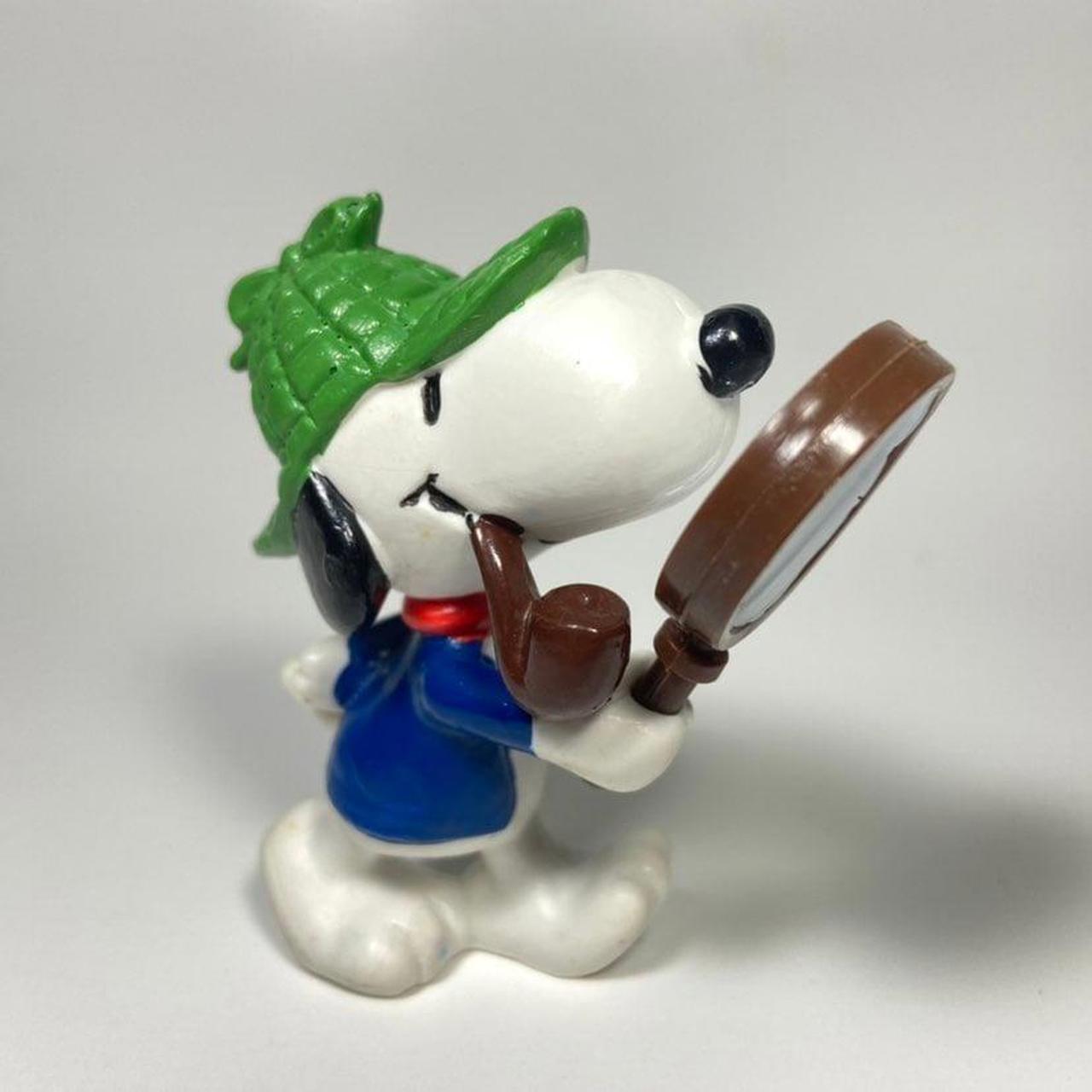 2.5" Vintage Peanuts Detective Snoopy PVC Light... | Depop