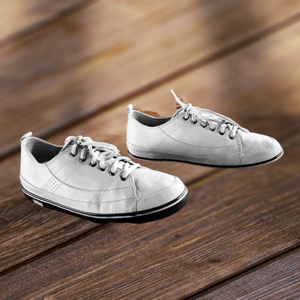 FitFlop Women's White Trainers | Depop