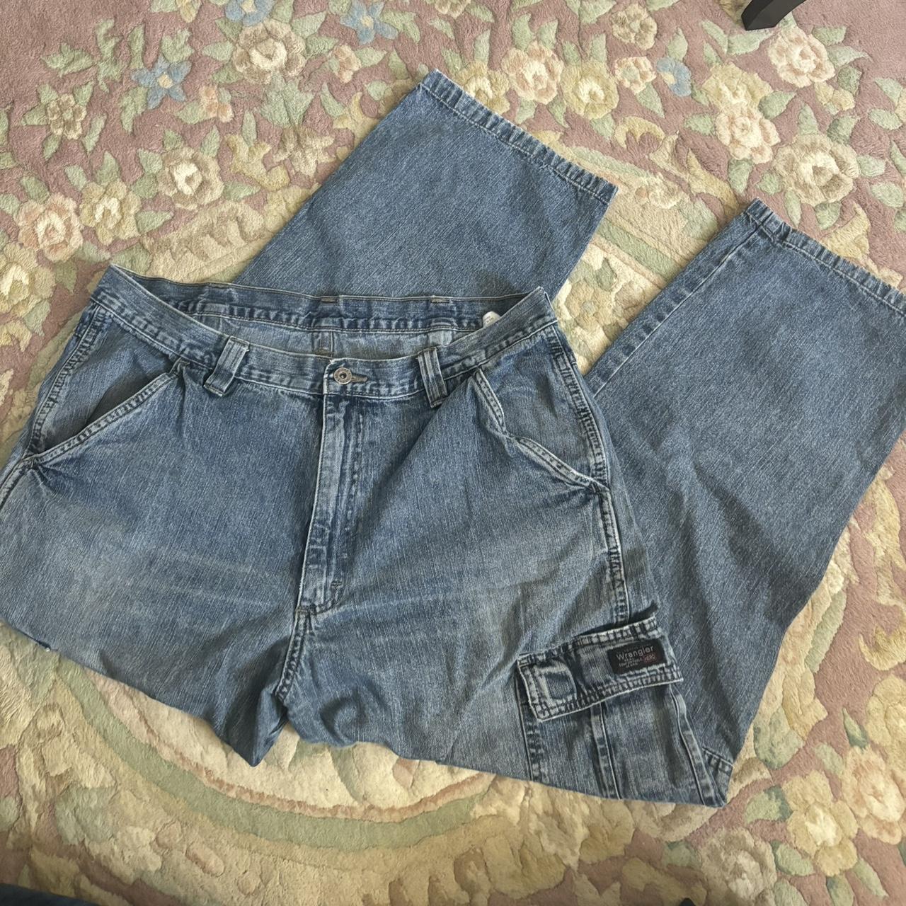 Wrangler carpenter jeans Super cute for a low rider... | Depop