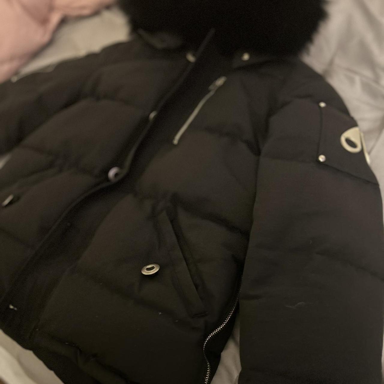 This Moose Knuckles puffer jacket is the perfect... - Depop