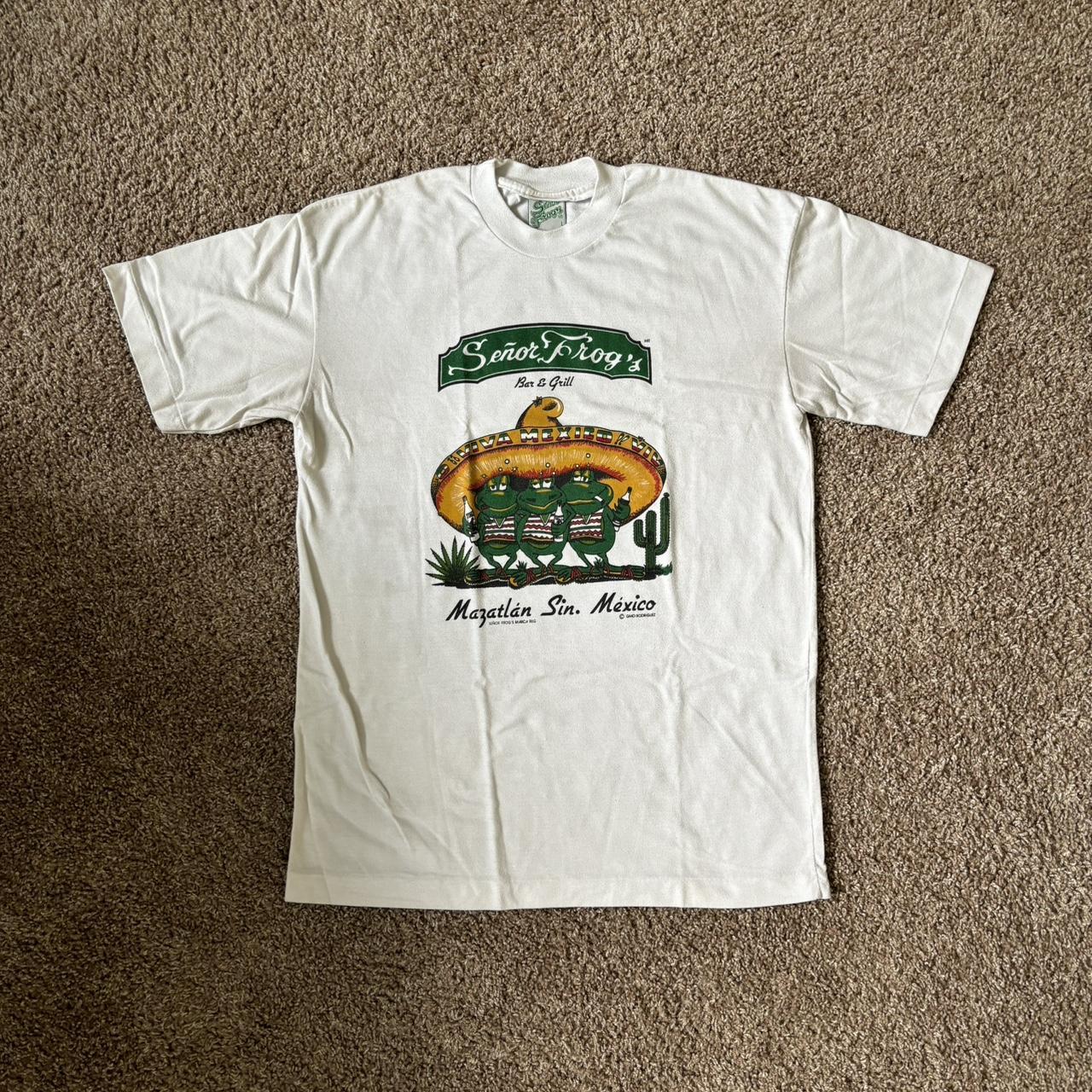 Vintage Señor Frogs tee Good condition, no visible... - Depop