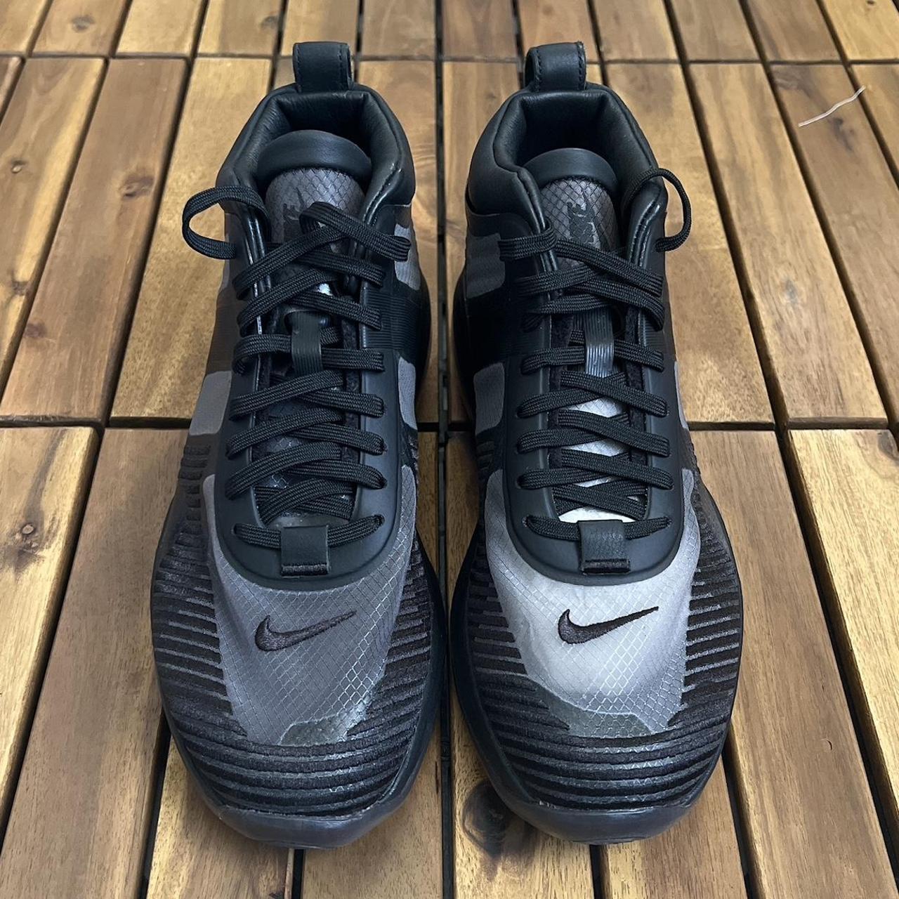 Nike Men's Black and Brown Trainers | Depop