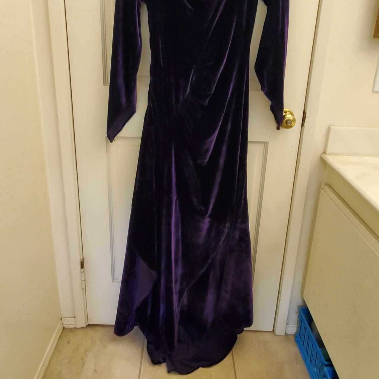 pyramid collection purple velvet 💜 long sleeve dress... - Depop
