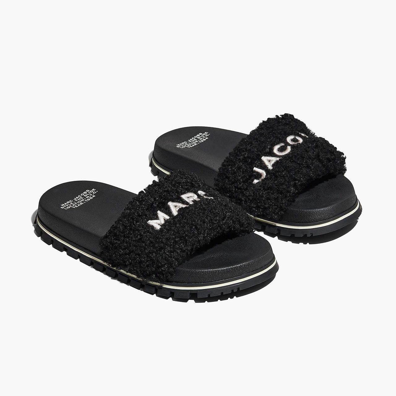 marc jacobs teddy slides new in box! size 7... - Depop