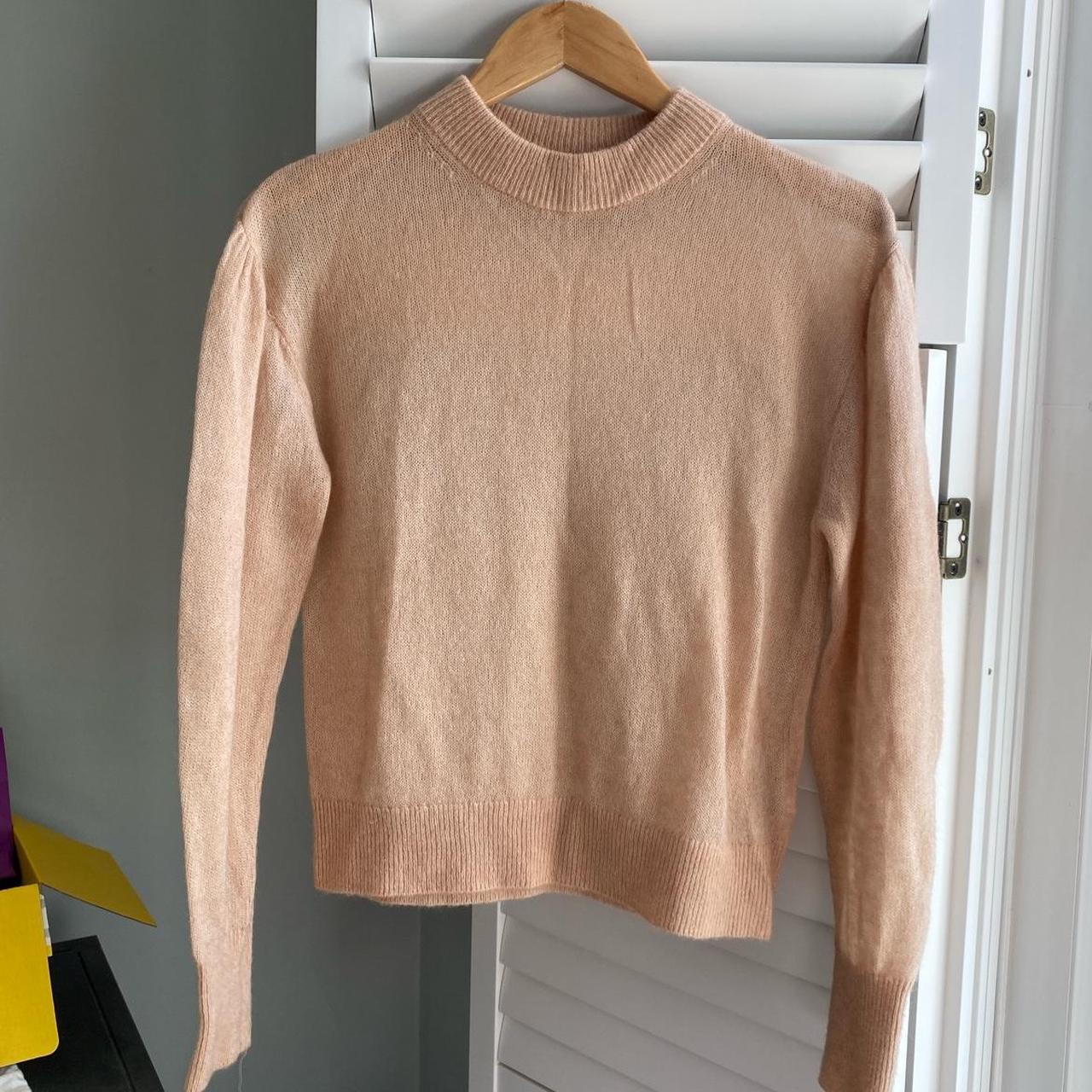 &other stories peach jumper , size S . Great condition - Depop