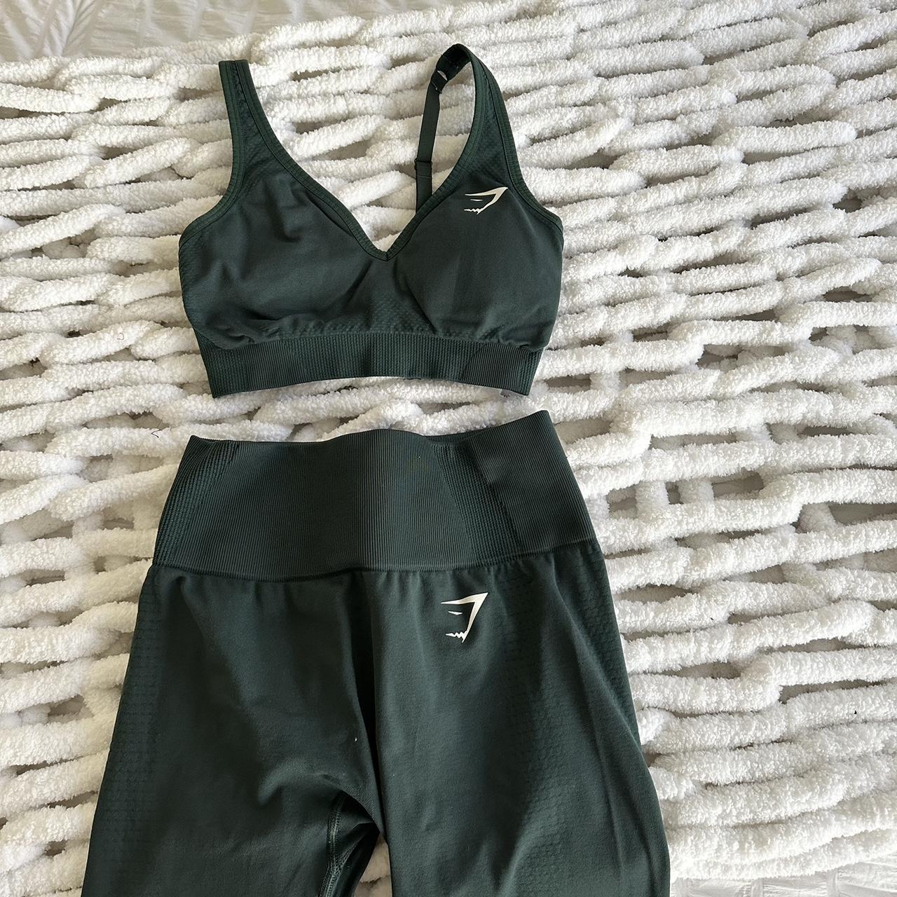 GYMSHARK SET! Only worn a couple of times. Selling... - Depop