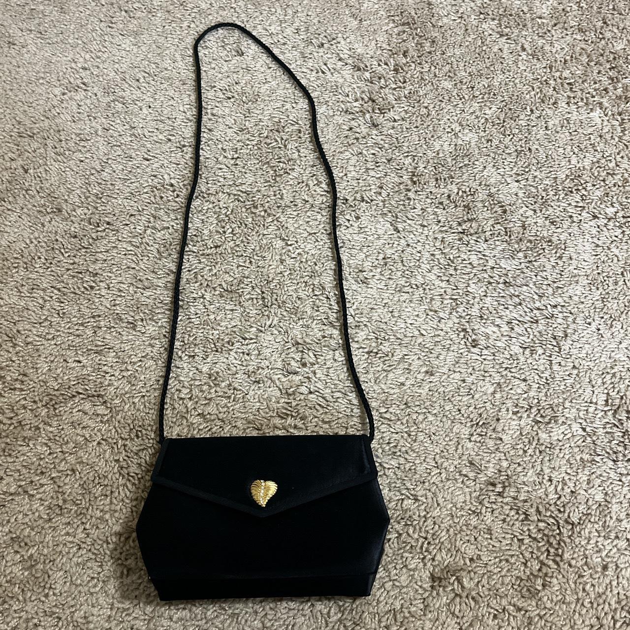 Small Dainty vintage 90s purse Can wear as cross... - Depop