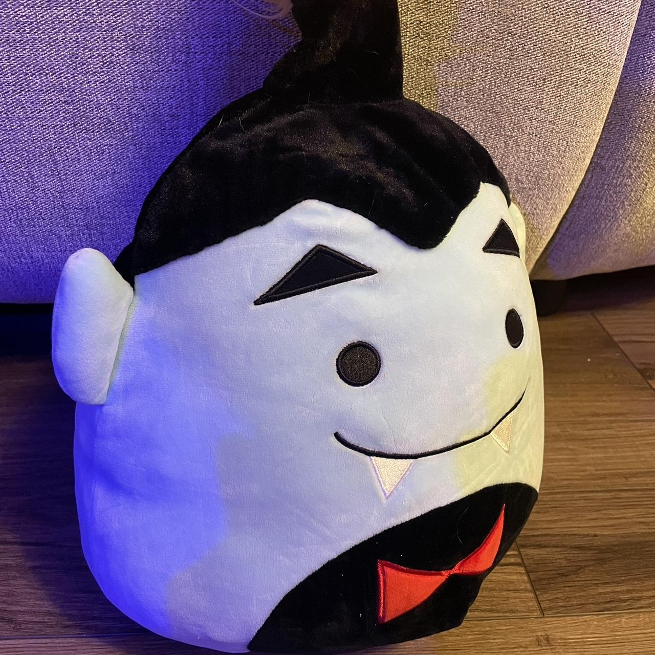 drake the vampire squishmallow 🧛‍♂️