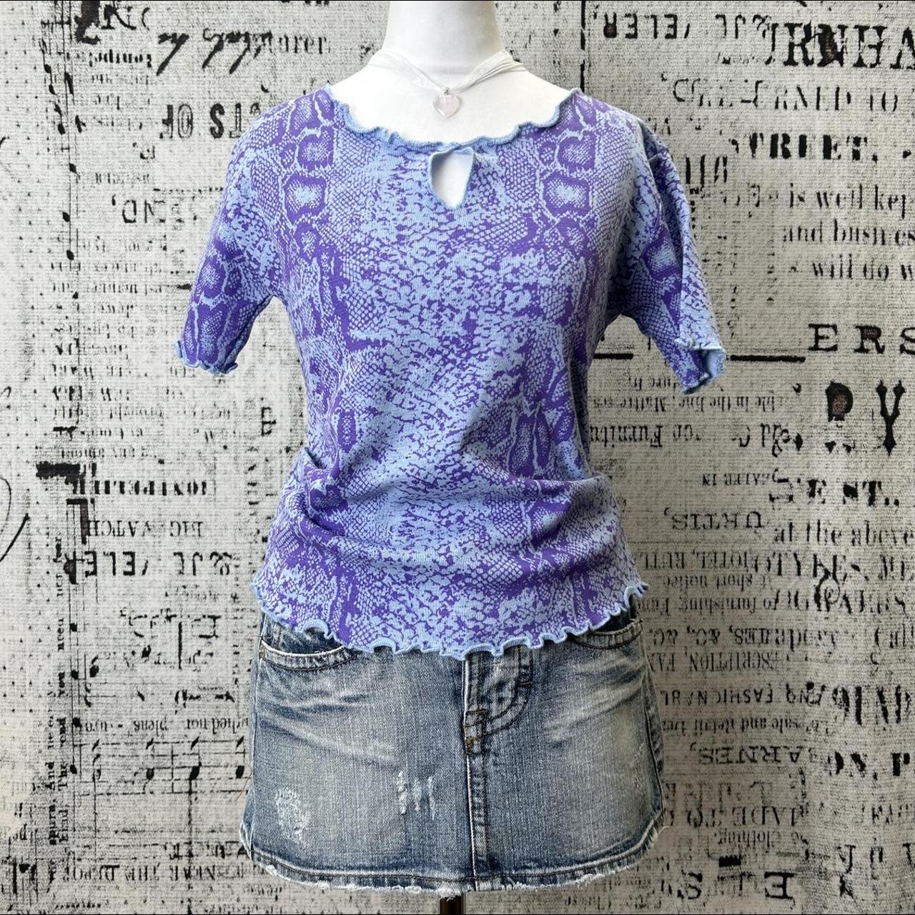 vintage y2k blue and purple snakeskin pattern knit t... - Depop