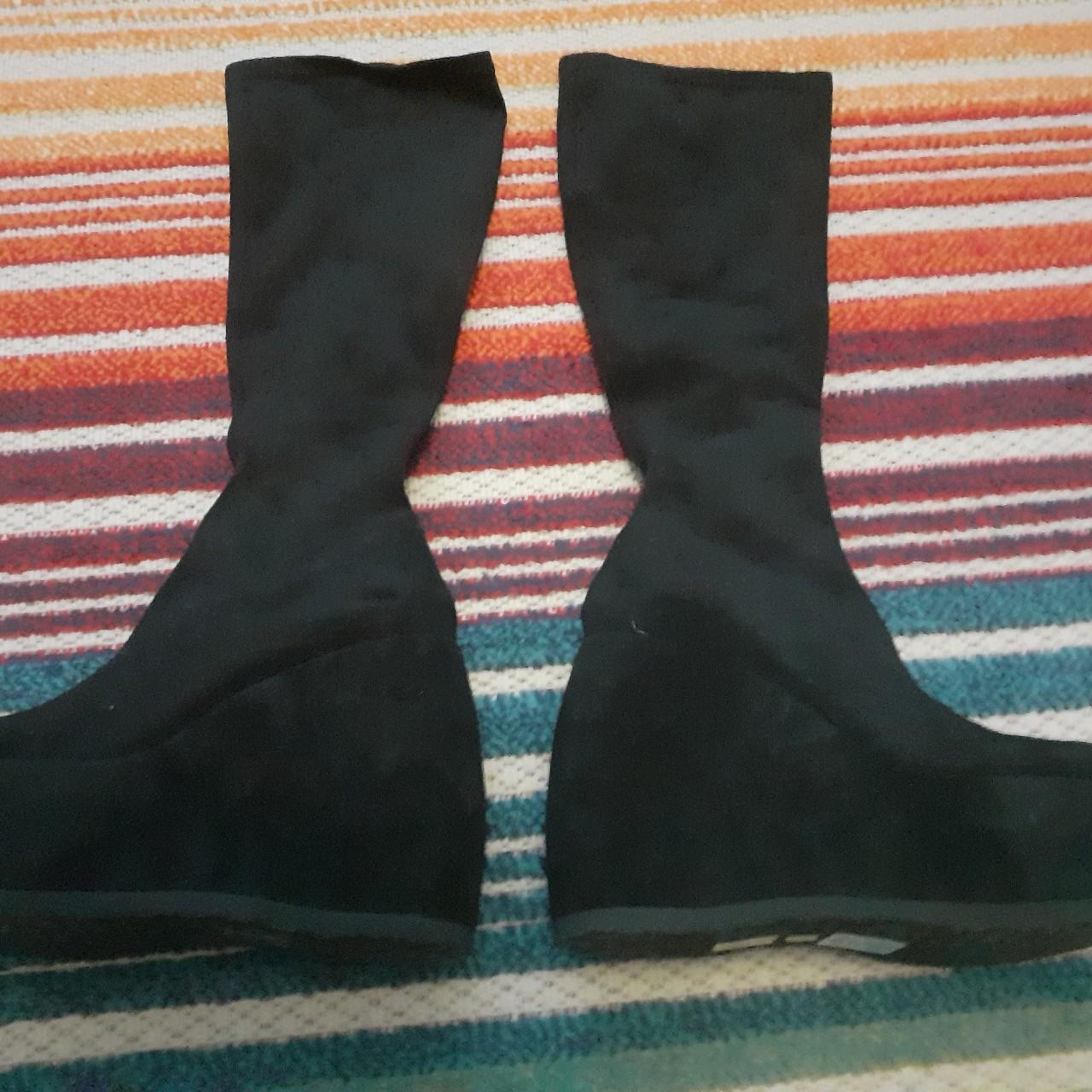 Brand new in box 70s style Shellys platform soft... - Depop