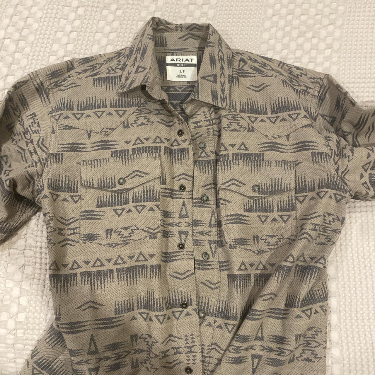 nice ariat aztec design size small - Depop