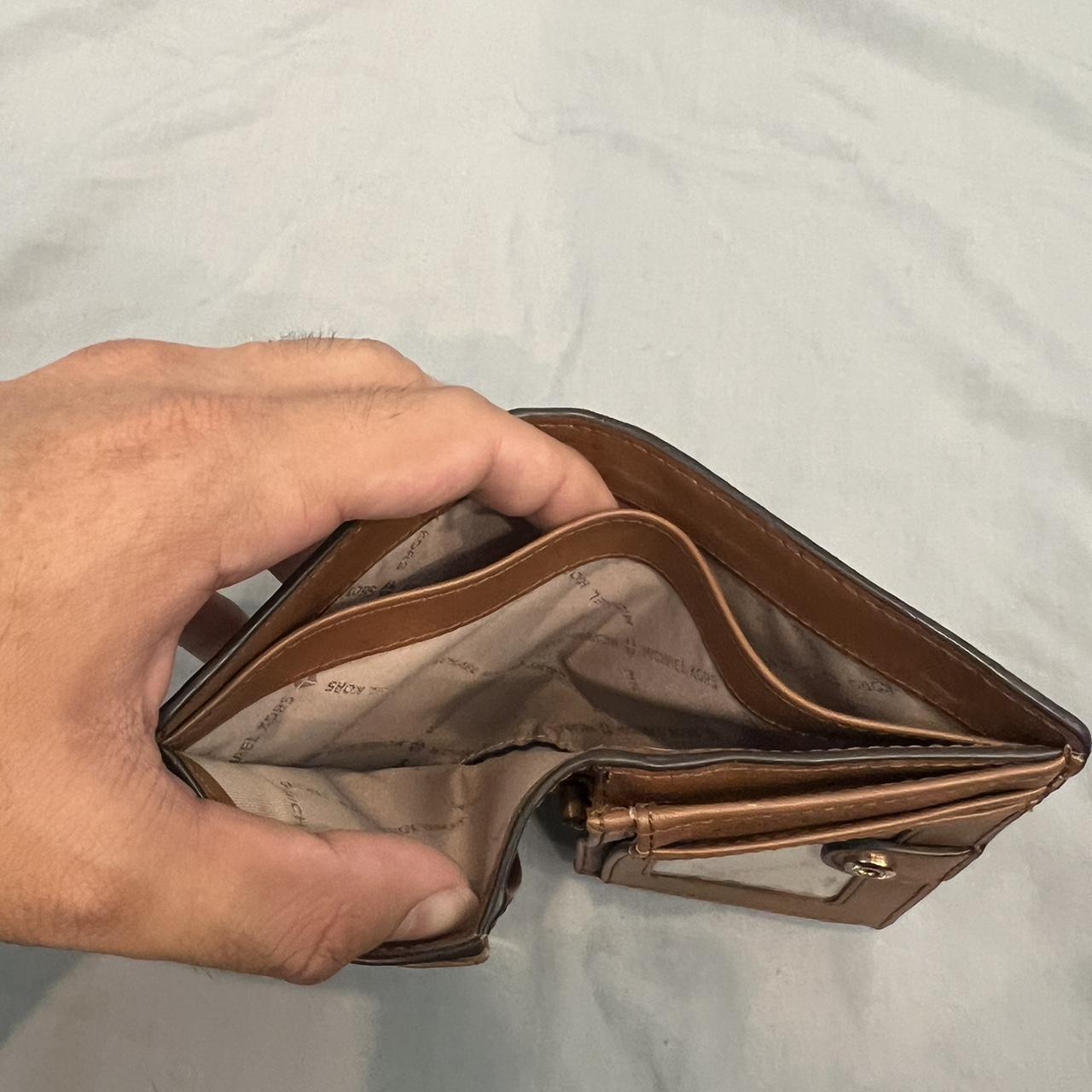 Small bifold Michael Kors wallet with button latch - Depop