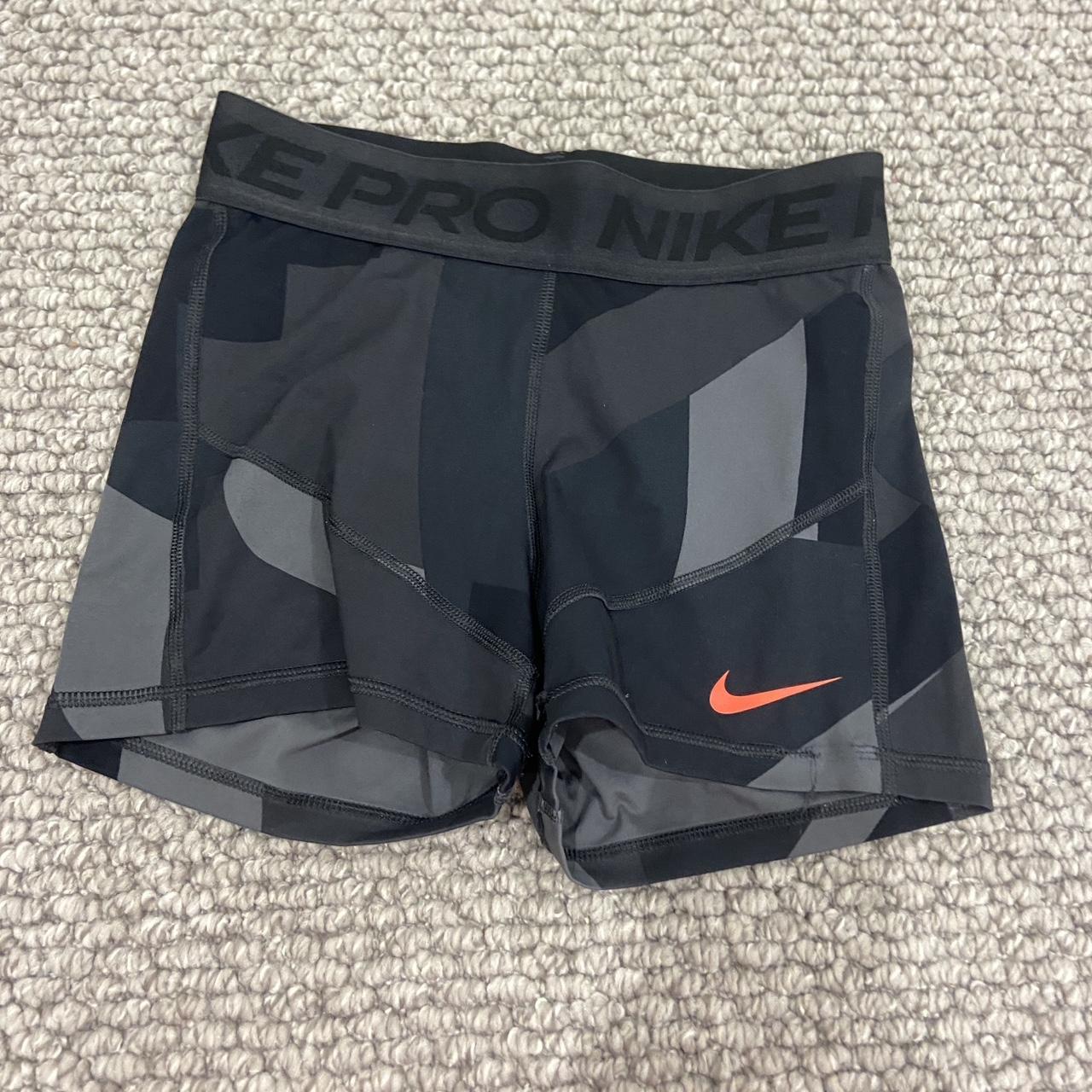 Nike pros size small Only worn a few times in great... - Depop