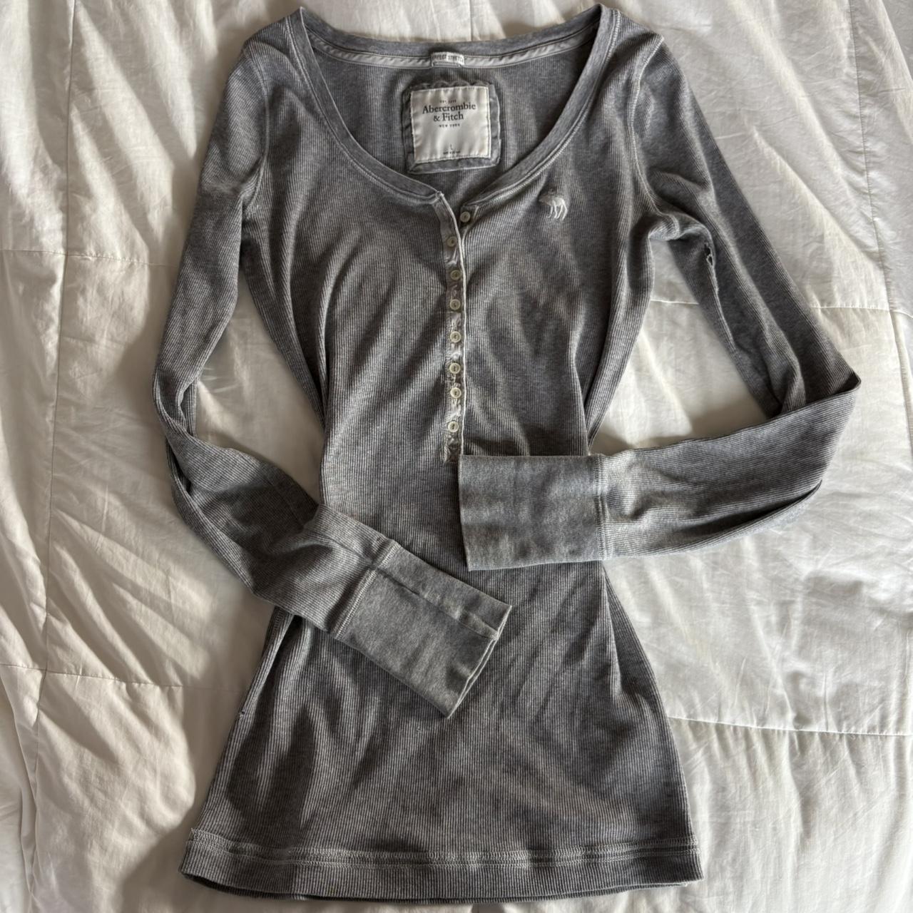 vintage 2000s Abercrombie and fitch henley - size L... - Depop