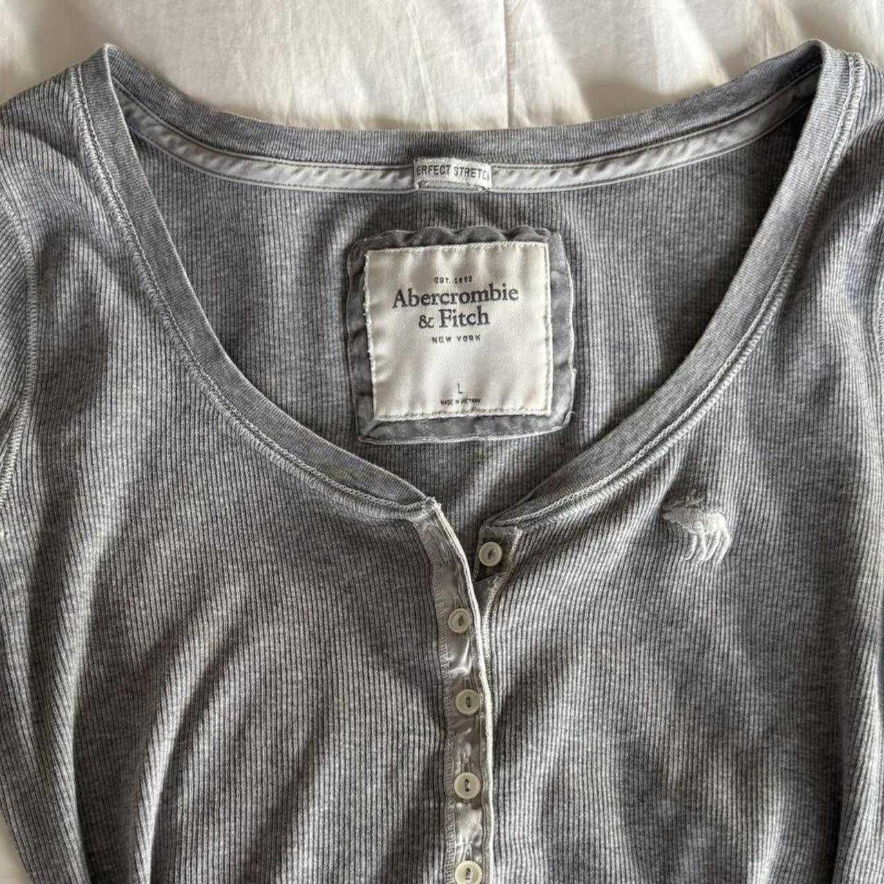 vintage 2000s Abercrombie and fitch henley - size L... - Depop