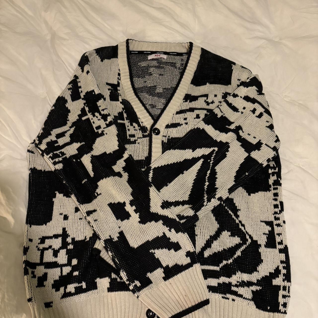 SIZE L Volcom stone knit cardigan Super soft and... - Depop