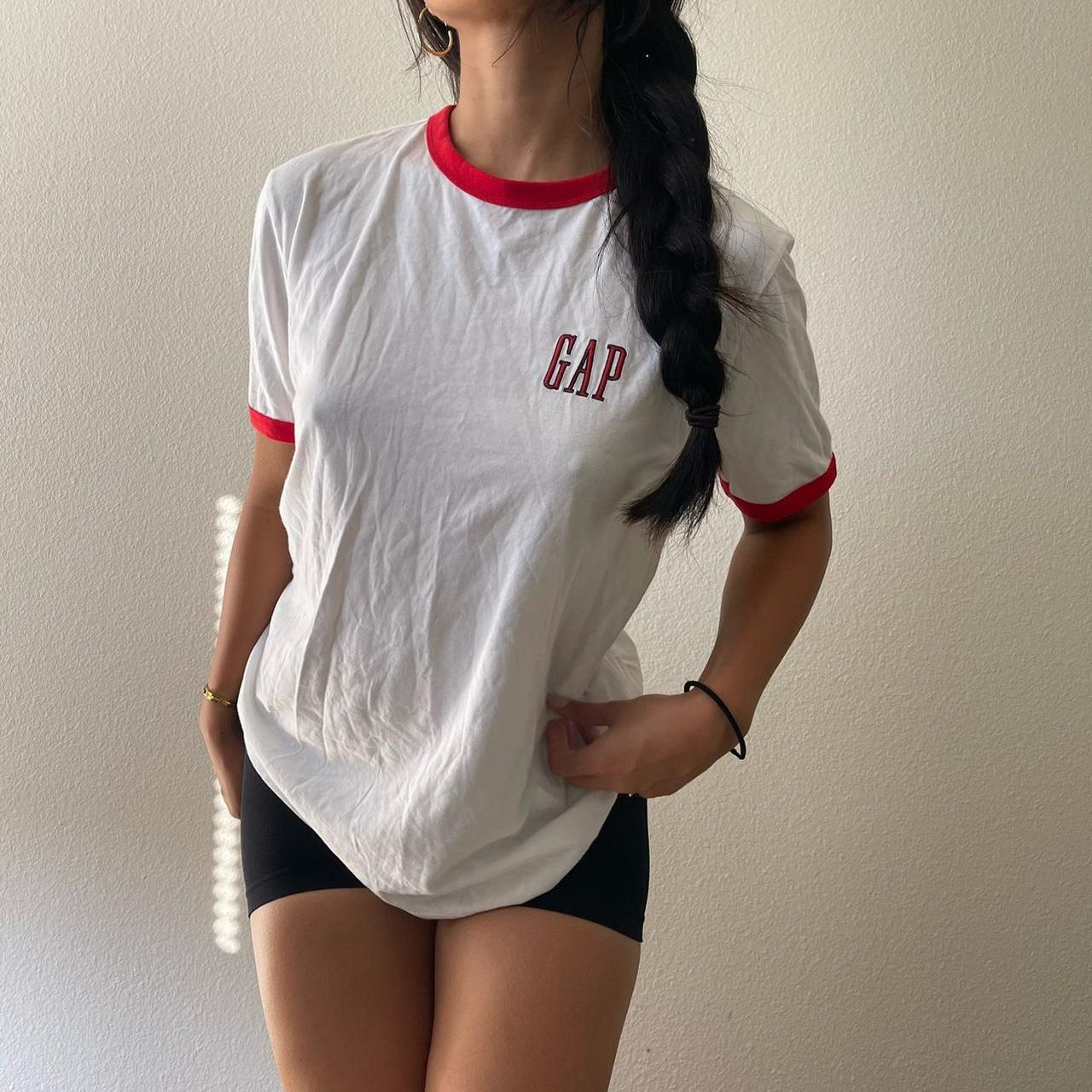 90s GAP T-SHIRT SIZE: L GREAT CONDITION - Depop