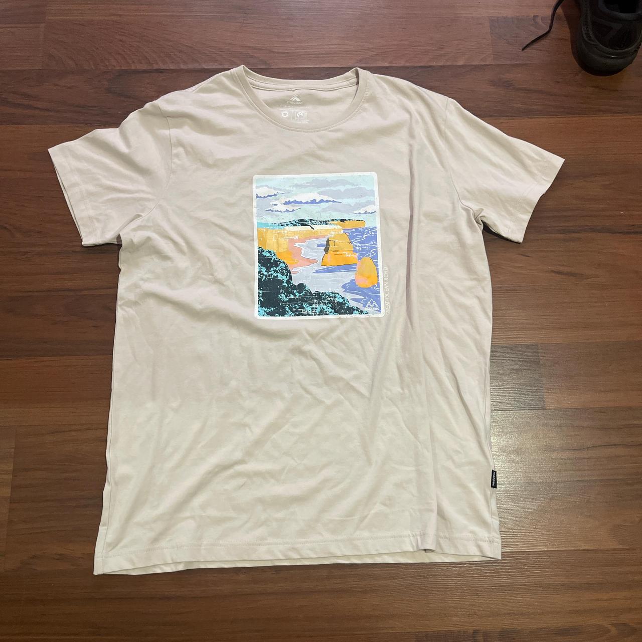 Cream coloured macpac shirt - never worn - size xl | Depop