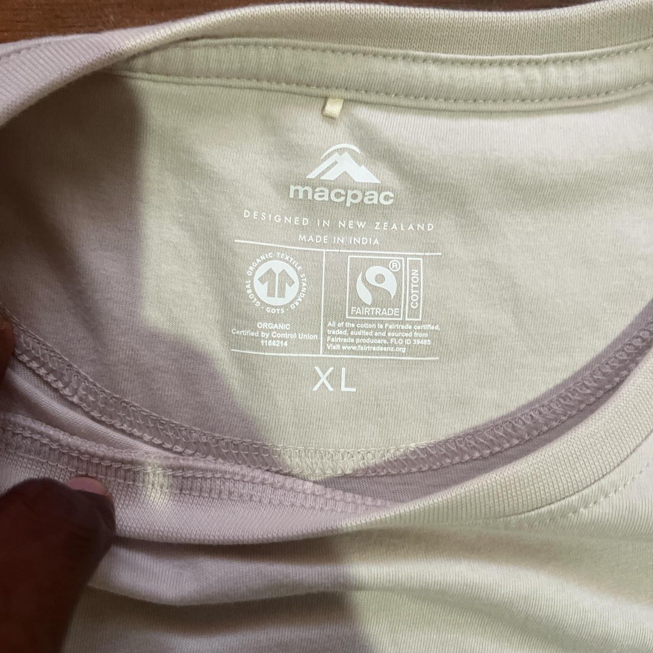 Cream coloured macpac shirt - never worn - size xl | Depop