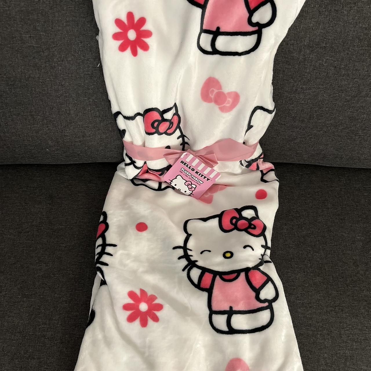 Flower Hello Kitty Blanket - Depop