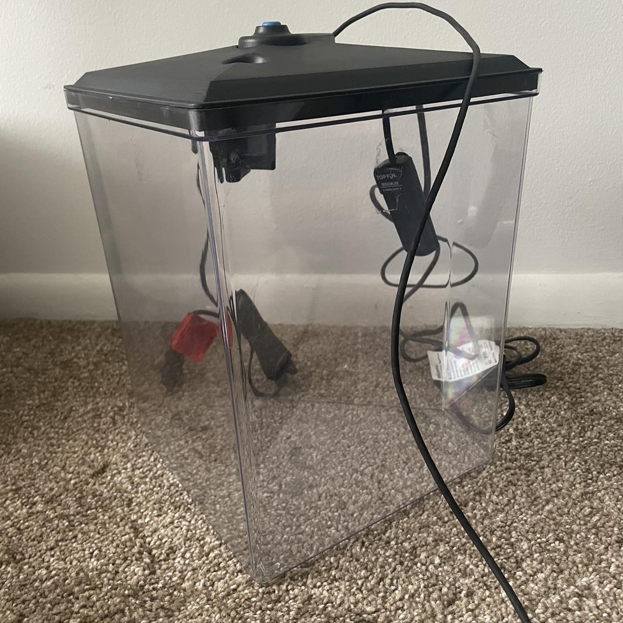 2.5 Gallon Fish Tank w/ Power Filter & LED Lighting... - Depop