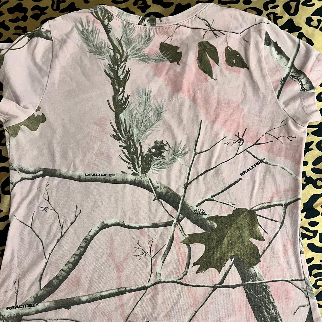 ⋆˙ Pink camo RealTree Top - ☆ worn once - ☆ can... - Depop