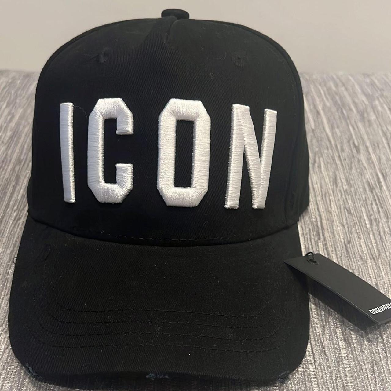 Icon d squared black cap - Depop