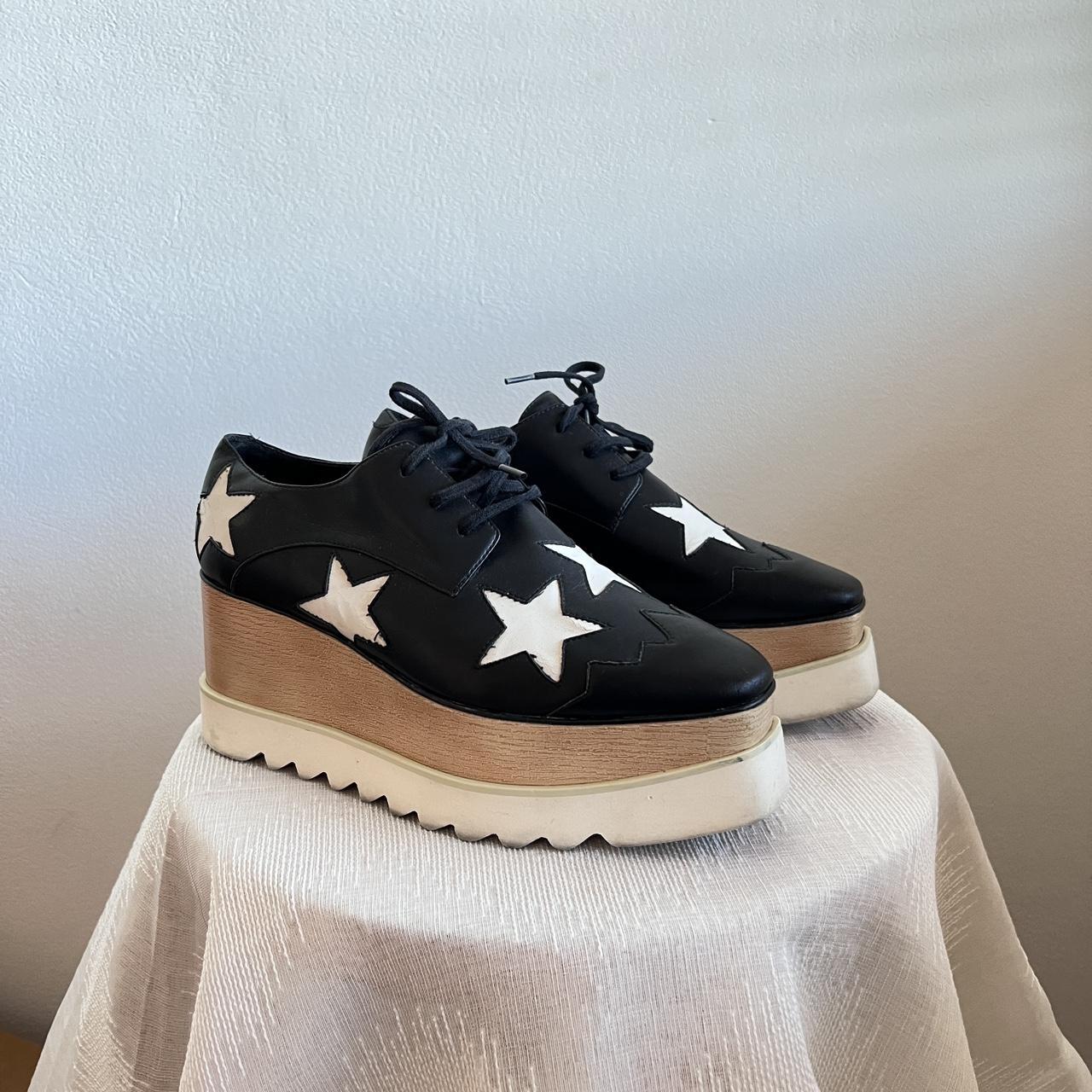 Black and white star platform shoes Size AU8 EU38 - Depop