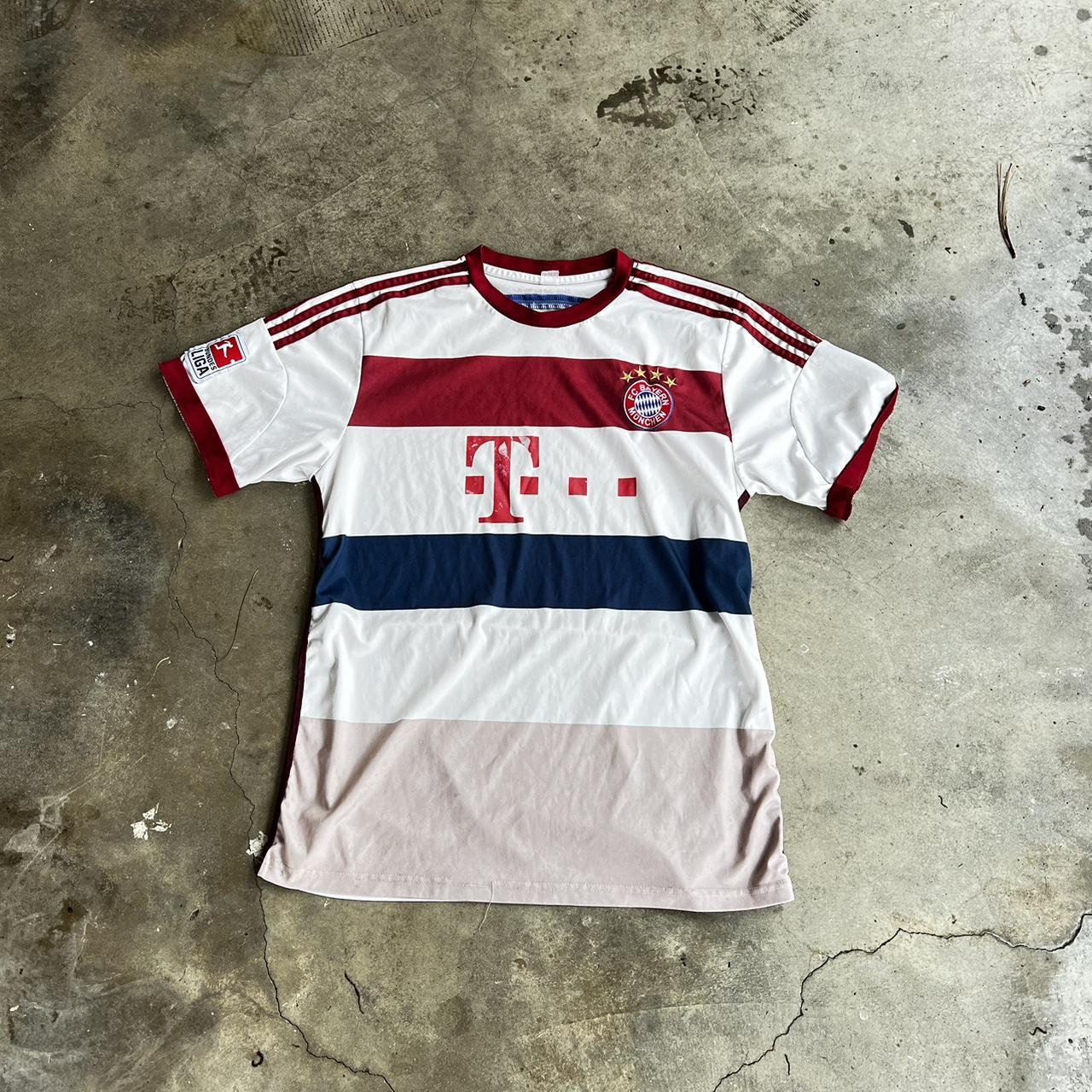 Vintage Soccer Jersey FC BAYERN MUNCHEN Size... - Depop