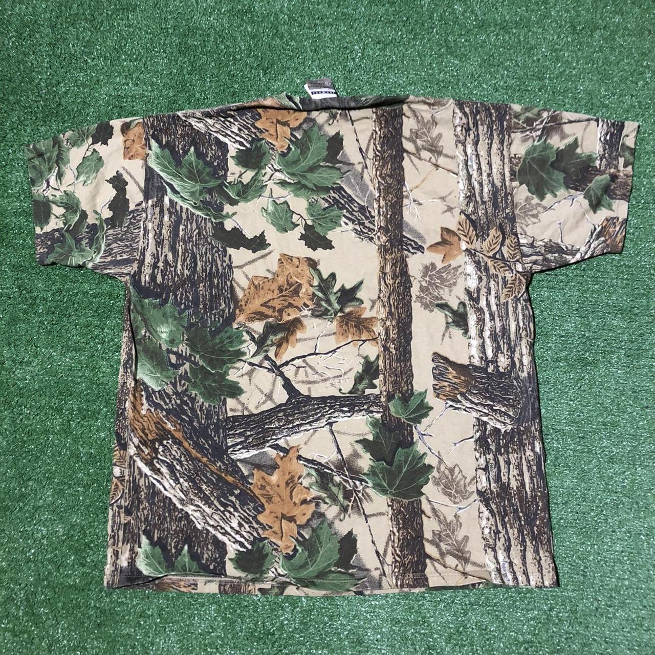 Vintage real tree camouflage tshirt size L. - Depop