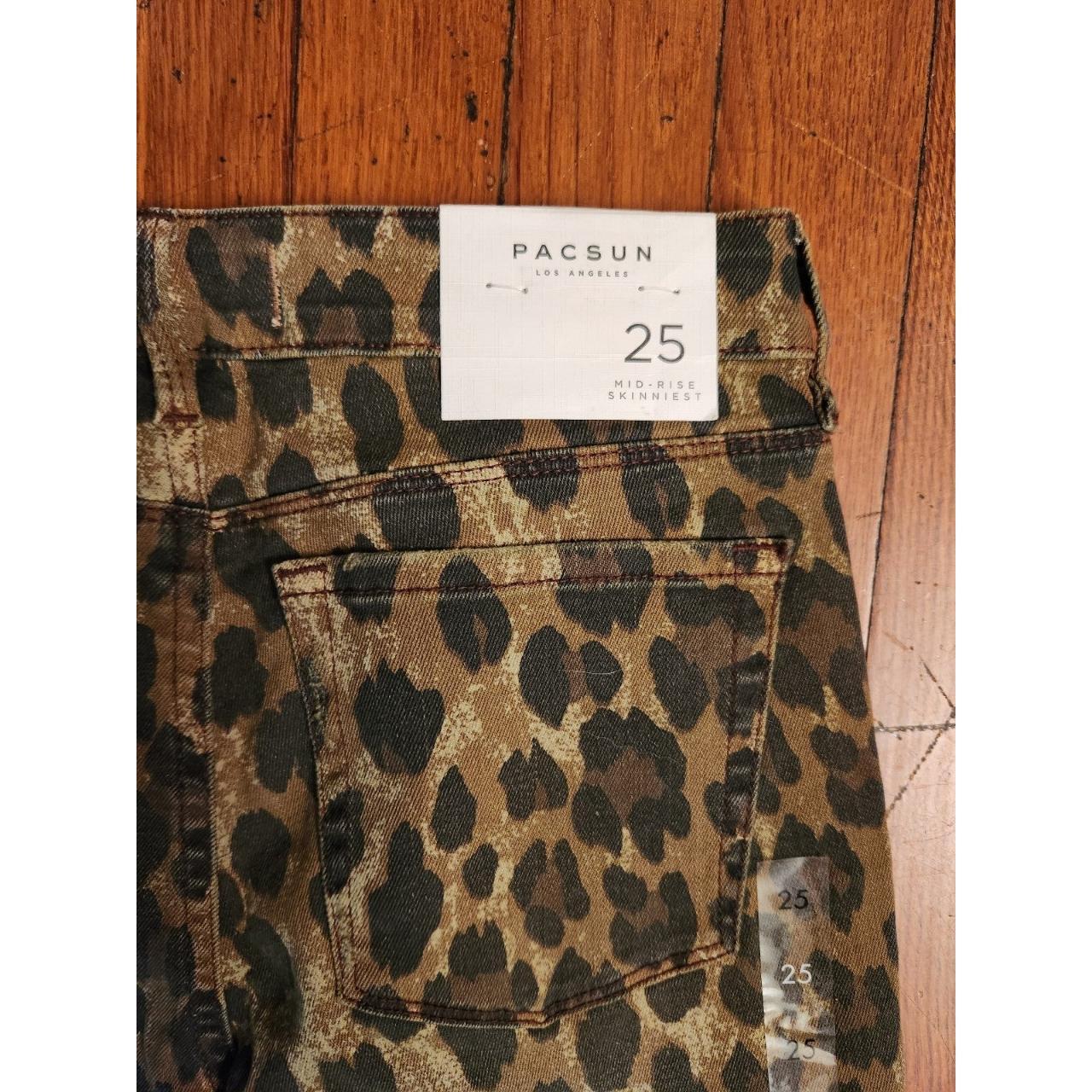 PacSun Leopard Print Skinny Jeans Size 25 NWT New... - Depop