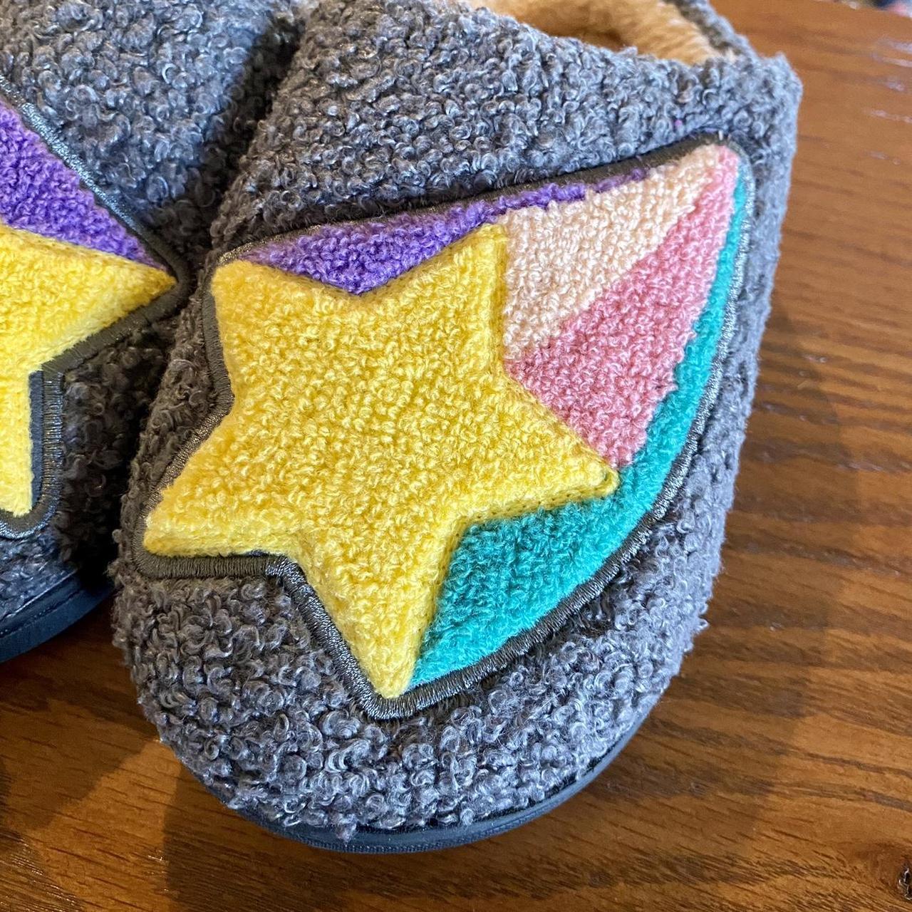Women’s Shooting Star Plush Slippers | S (5/6) NWT!... - Depop