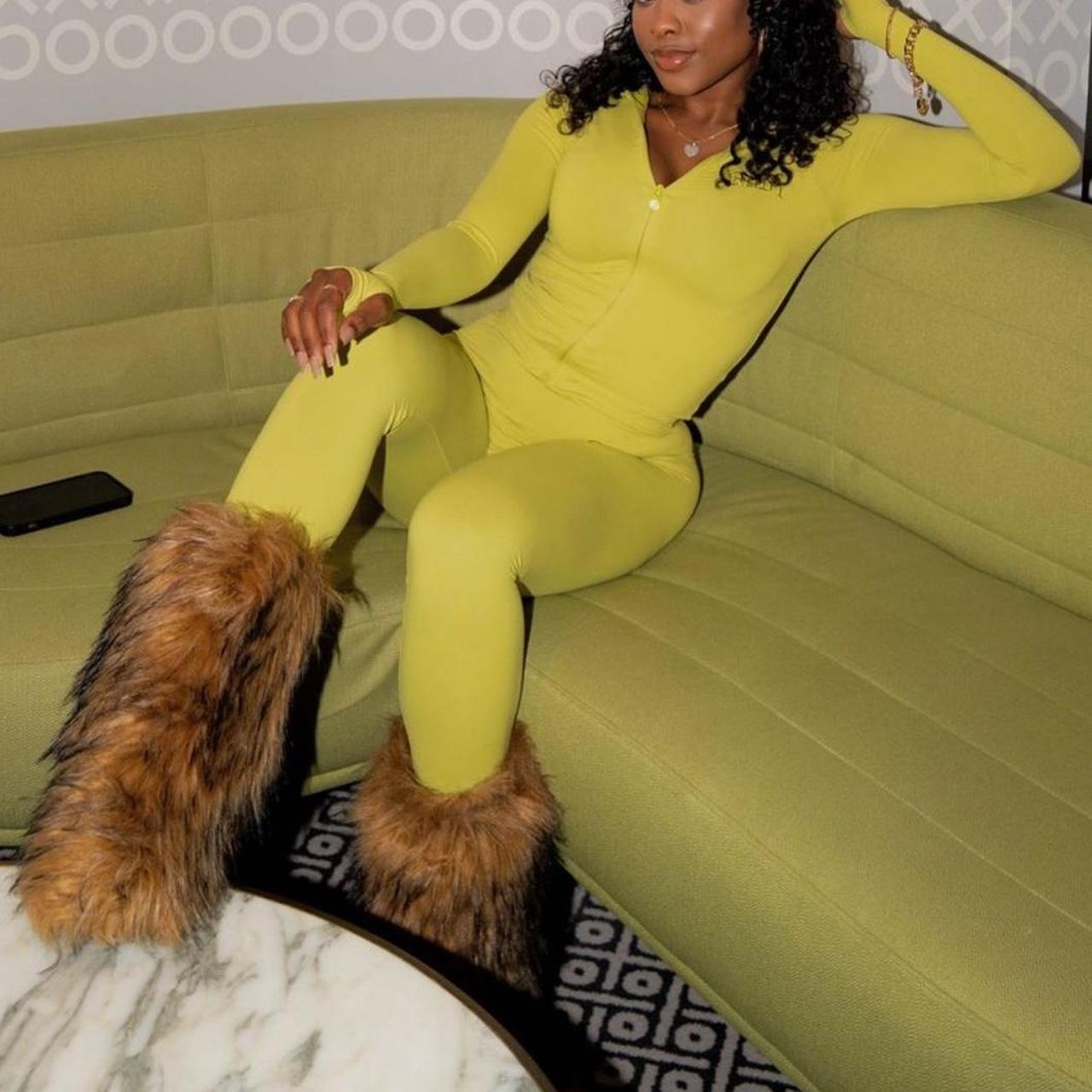 Body by raven Tracy Body basic hoodie and flare... - Depop