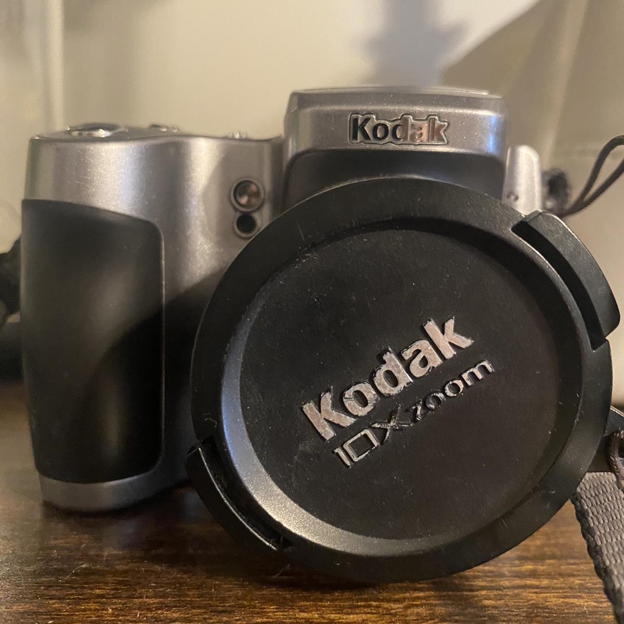 Kodak silver digital camera with a 10x zoom lens -... - Depop