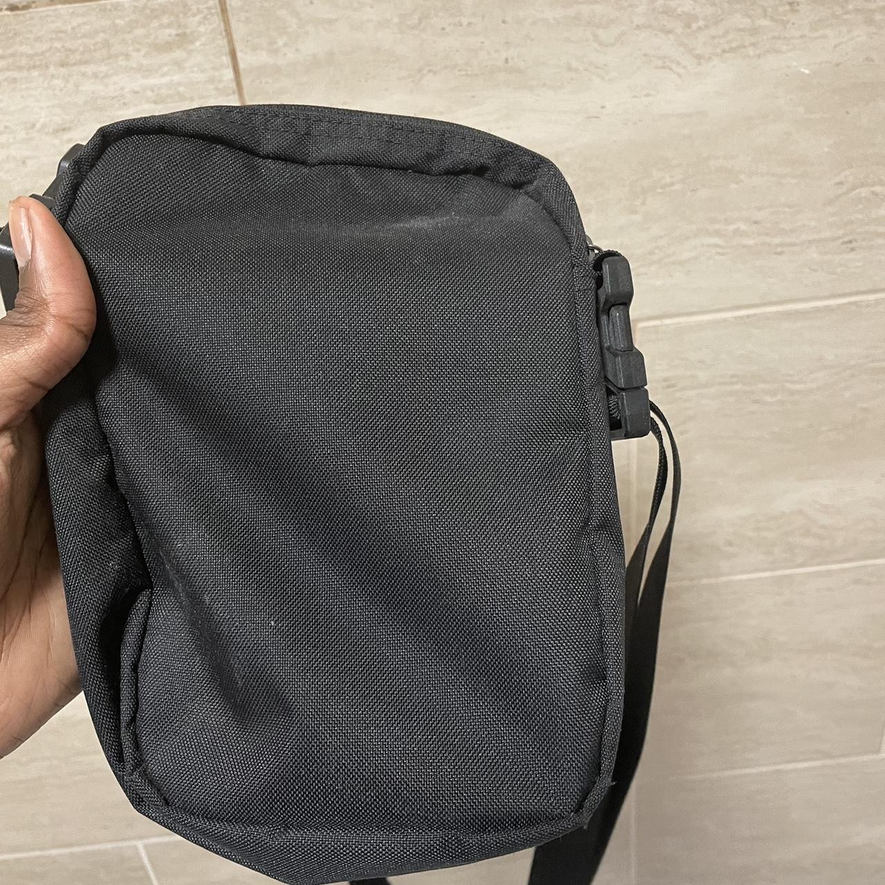 Nike Men's Black and White Bag | Depop