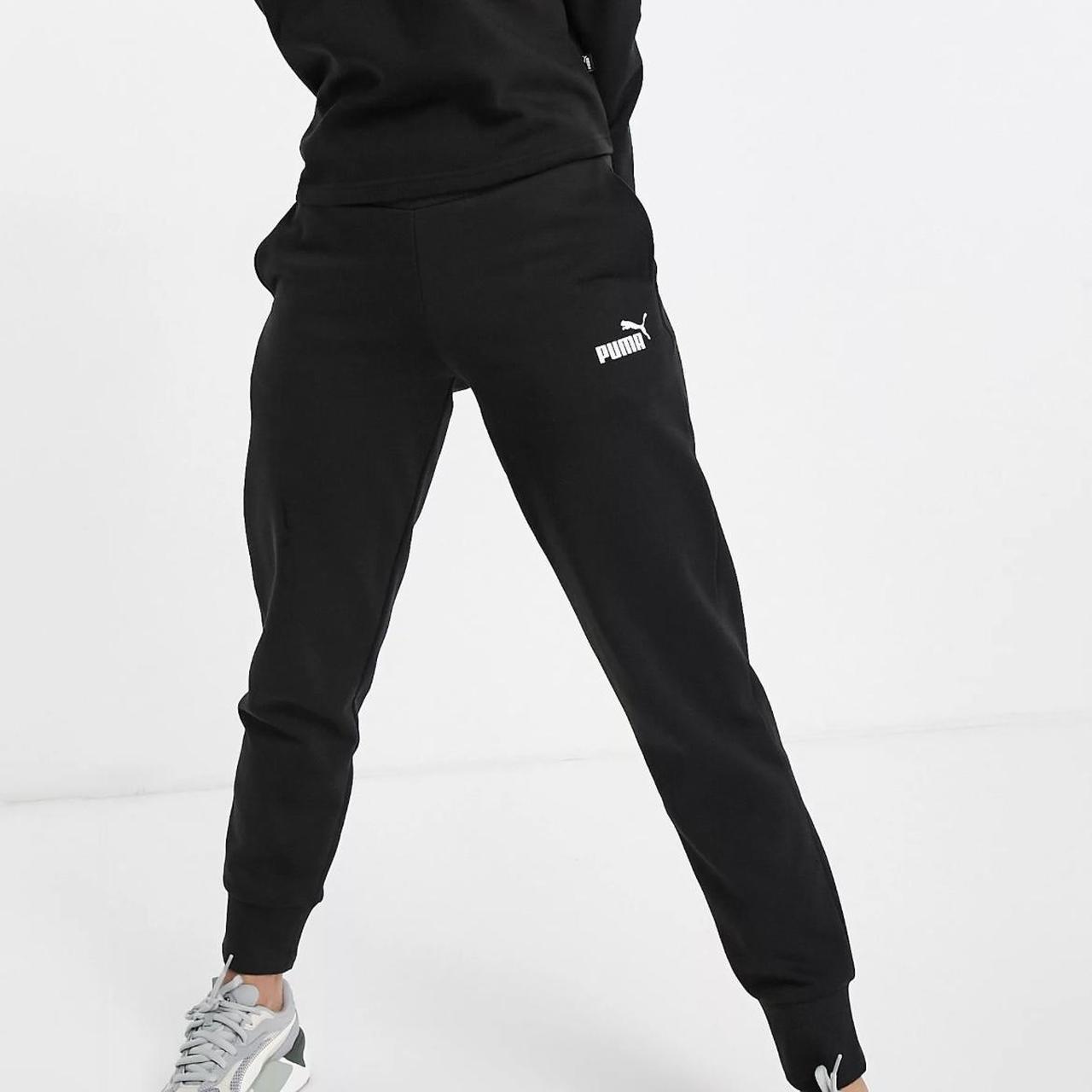 Puma sweatpants Worn a couple of times Size M - Depop