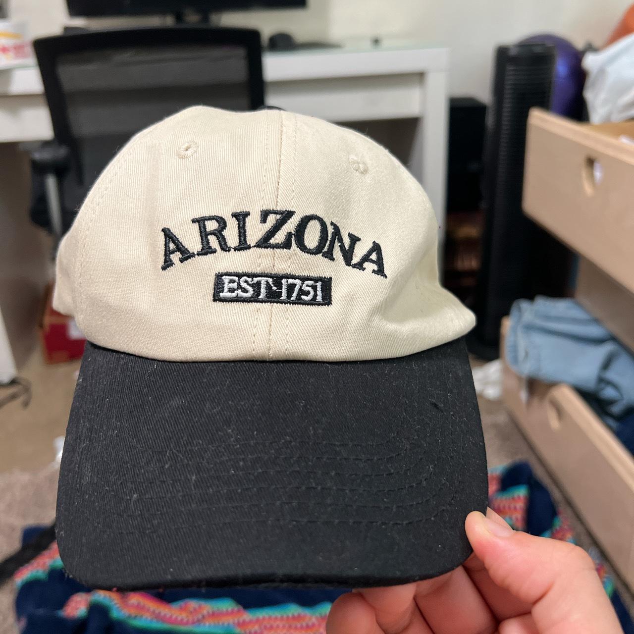 Adjustable beige Arizona dad hat - Depop