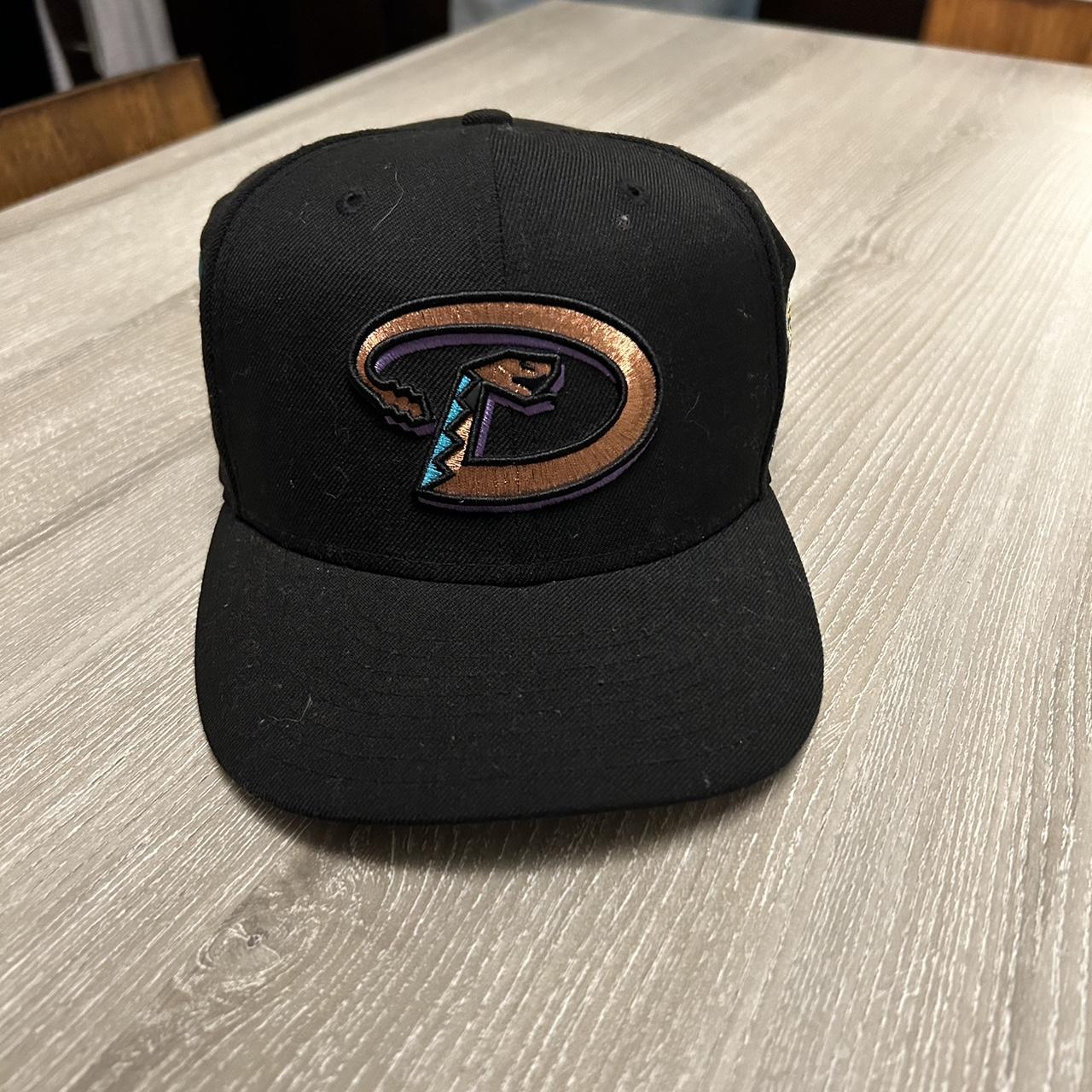 Vintage Fitted Diamondbacks hat Fits most/ great... - Depop