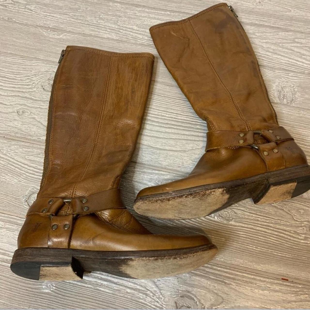 Frye boots, size 6.5, so cute, but recommend sizing up! - Depop